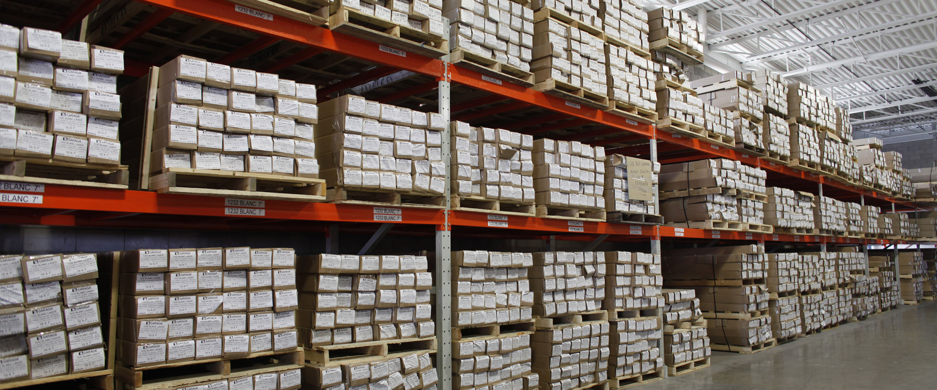 Extrucan - Plastic Extrusions - PVC and other materials